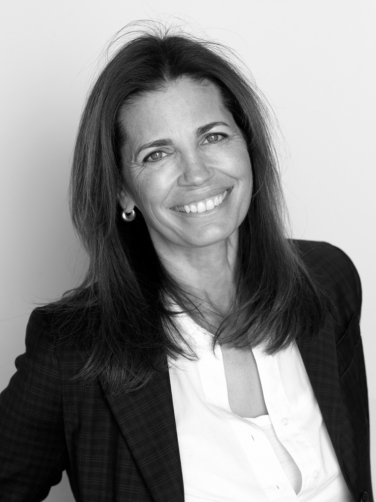 Susannah Grant image