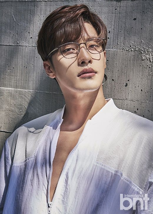 Picture of Hoon Sung