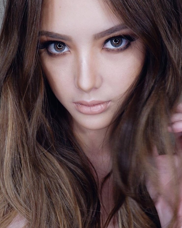 Picture of Ellen Adarna
