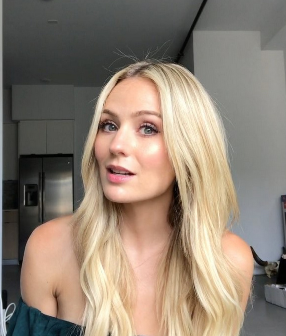 Lauren Bushnell image