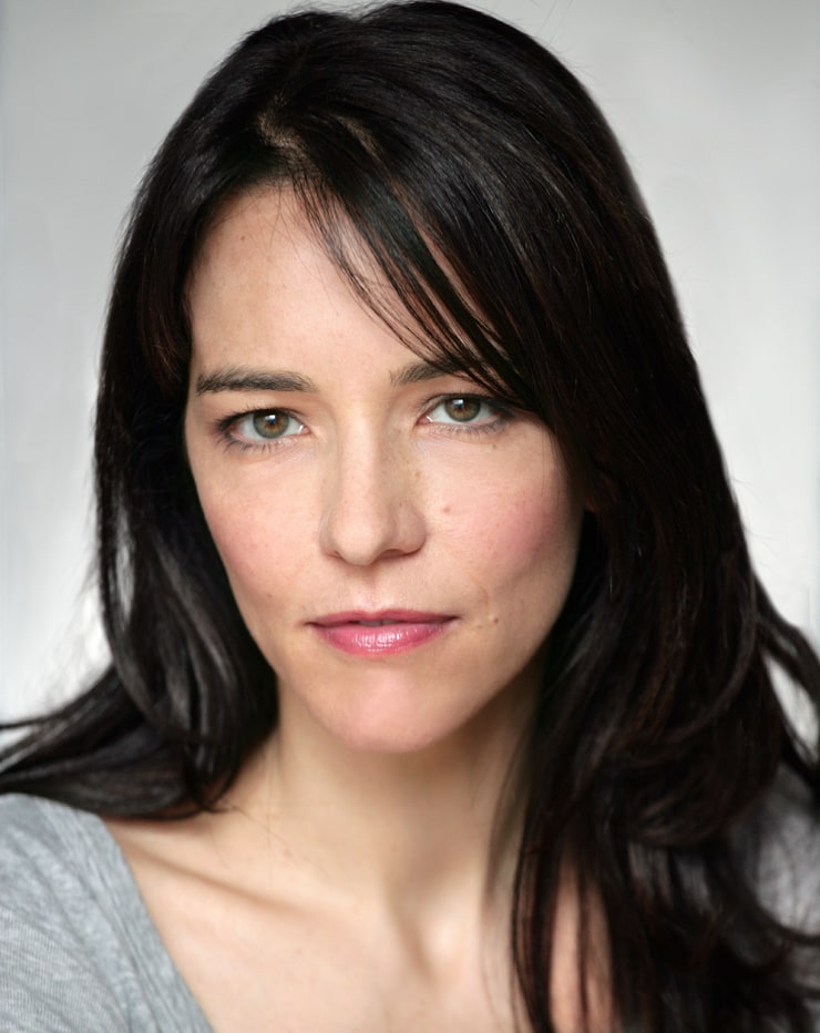 Elizabeth Healey picture