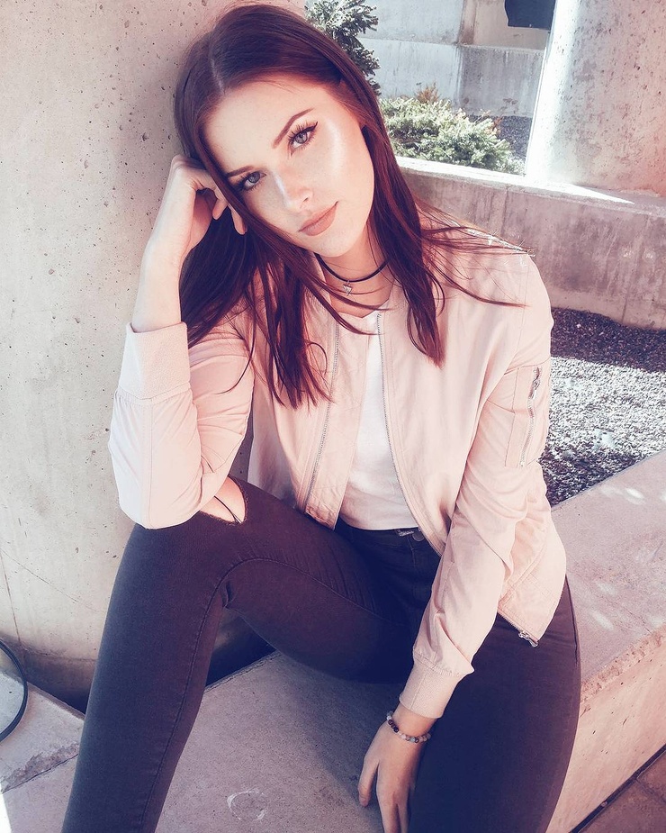 Picture of Deana Noop