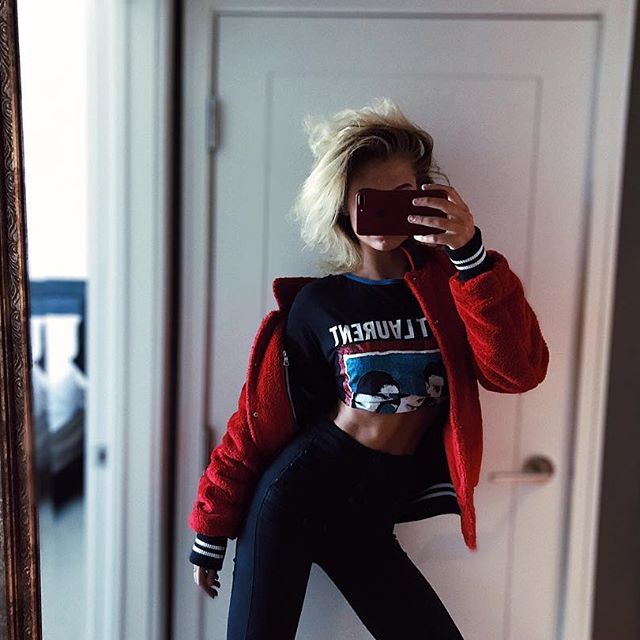 Picture of Meredith Mickelson