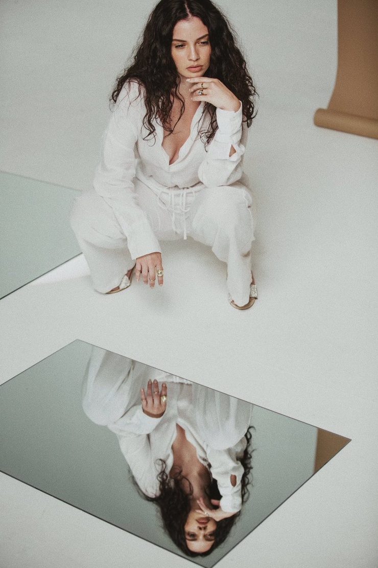 Sabrina Claudio picture