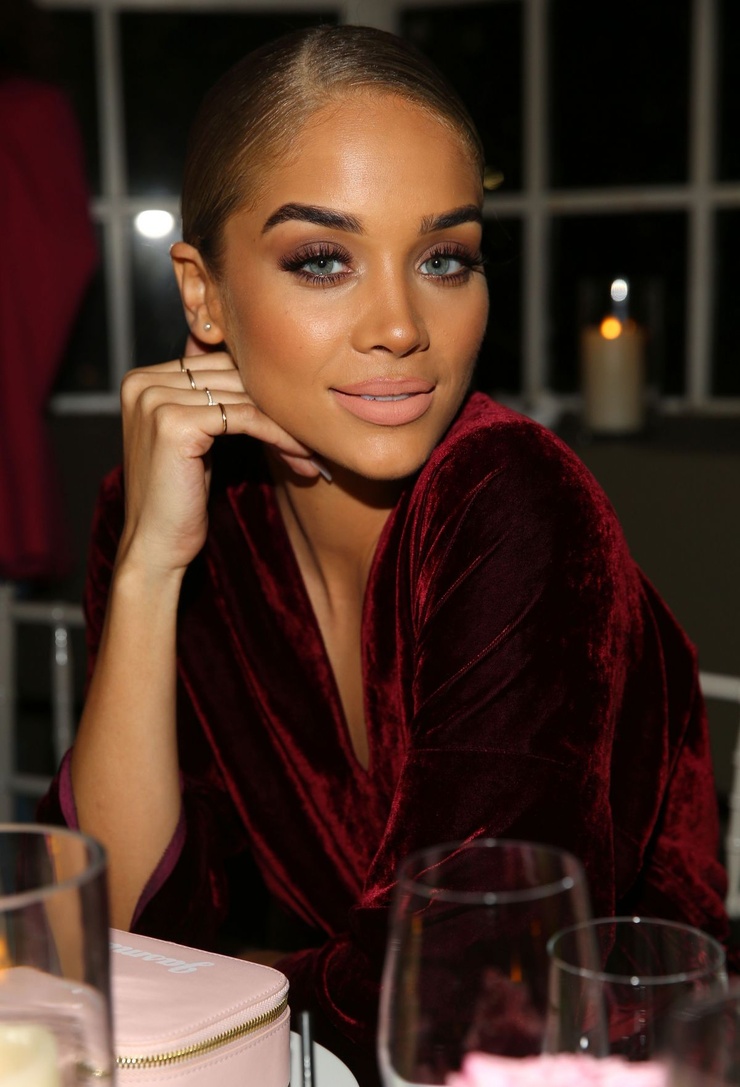 Picture of Jasmine Sanders
