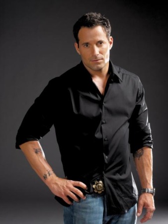 Picture of Johnny Messner