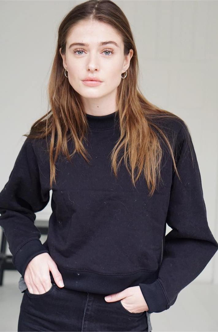 Picture of alicia hallen