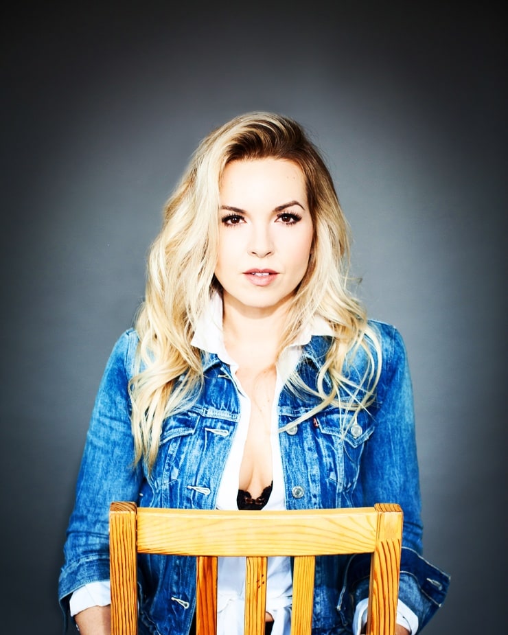 Picture of Briana Buckmaster