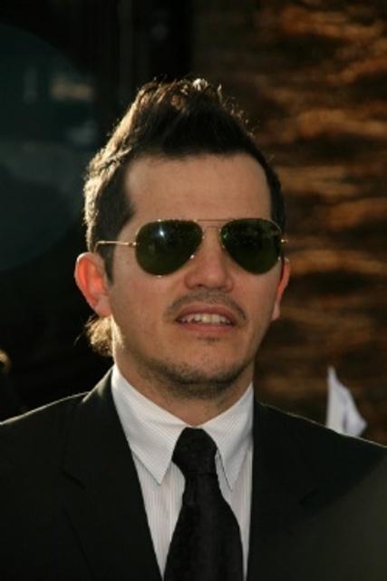 Picture of John Leguizamo