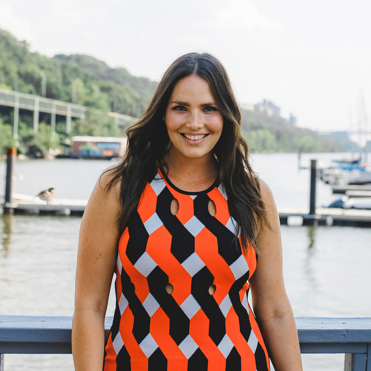 Picture of Candice Huffine