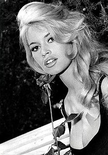 Listal - List the stuff you love! Movies, TV, music, games and books