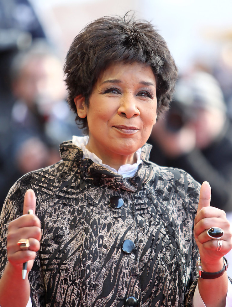 Moira Stuart image