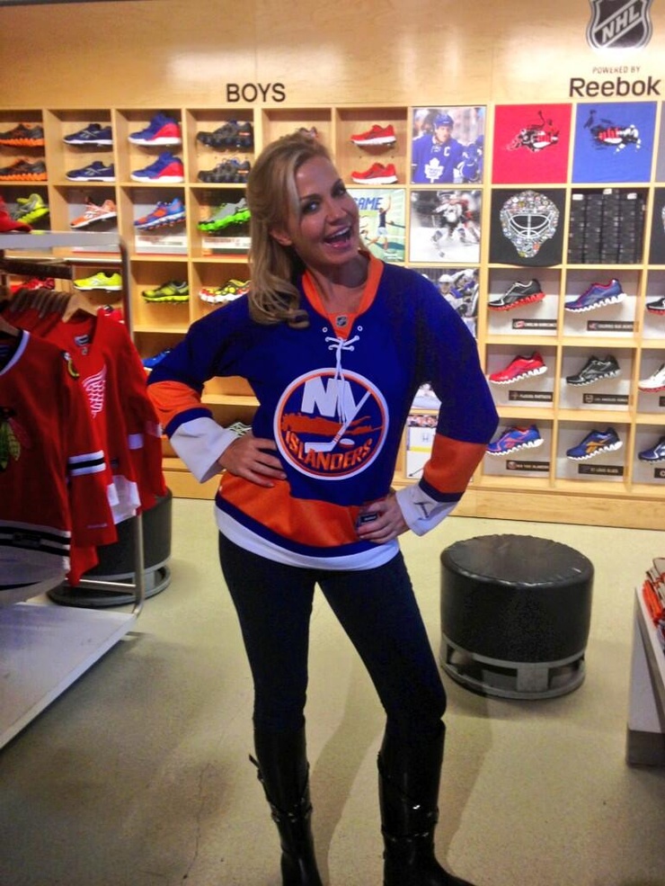 Michelle Beadle image