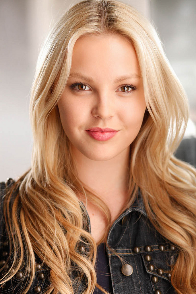 Picture of Betsy-Blue English