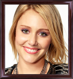 Image of Julianna Guill