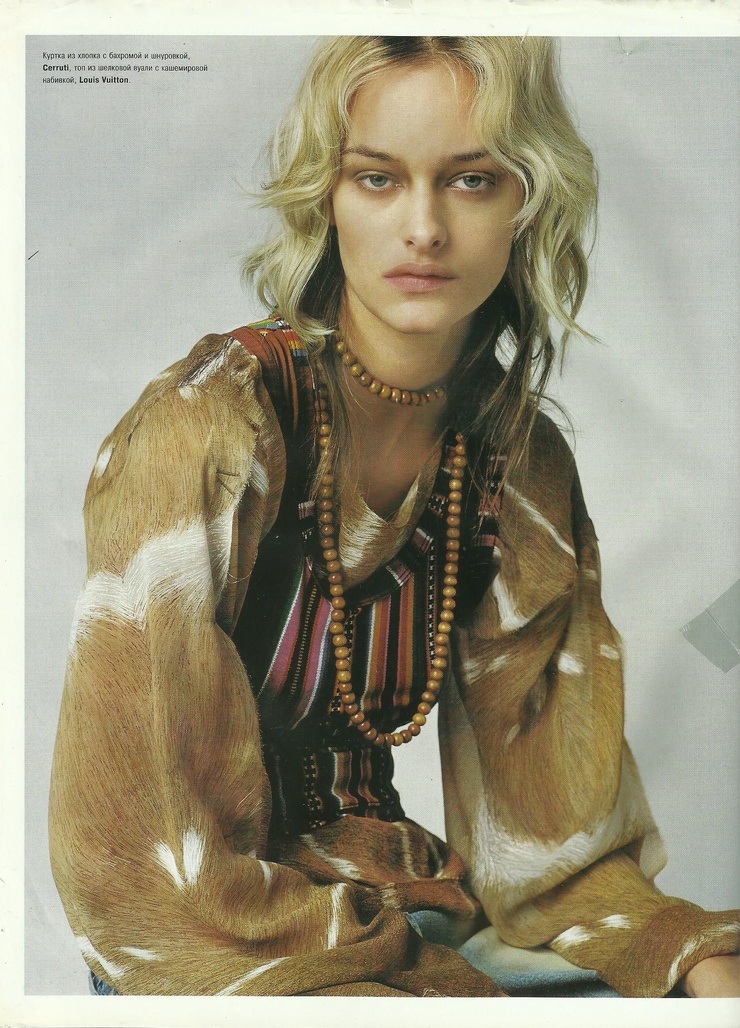 L'Officiel Russia 03 2002