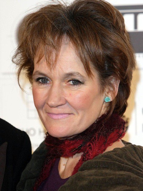 Picture of Lorraine Ashbourne