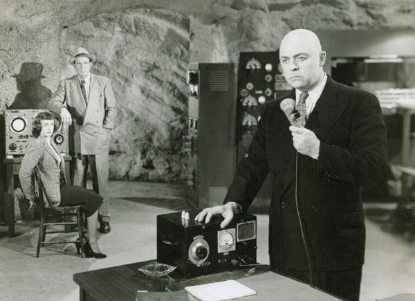 Atom Man vs. Superman (1950)