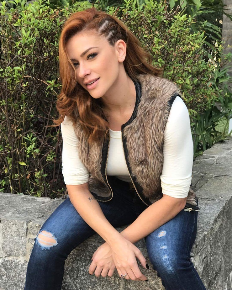 Image of Renata Longaray