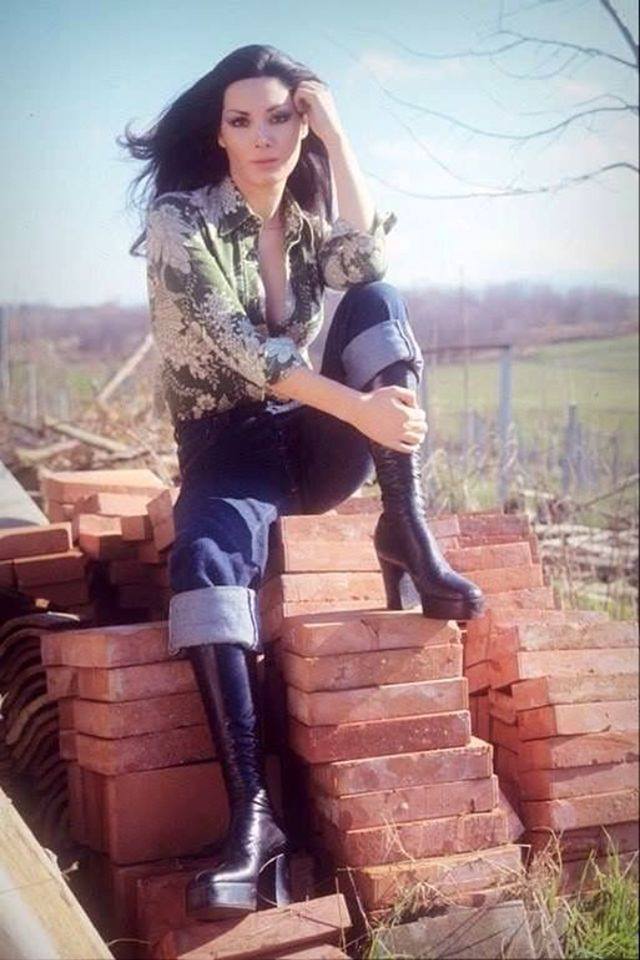 Picture of Edwige Fenech