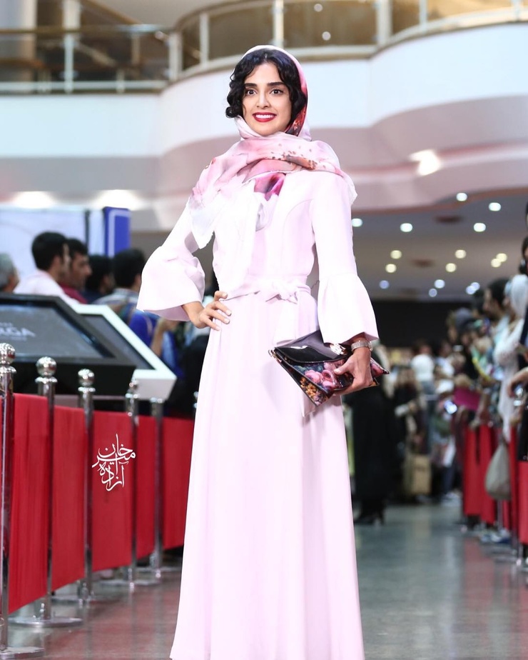 Image of Elahe Hesari