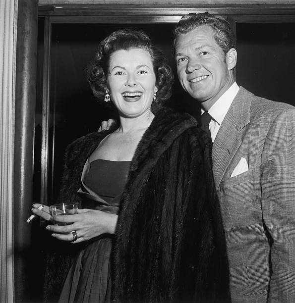 Barbara Hale, Bill Williams