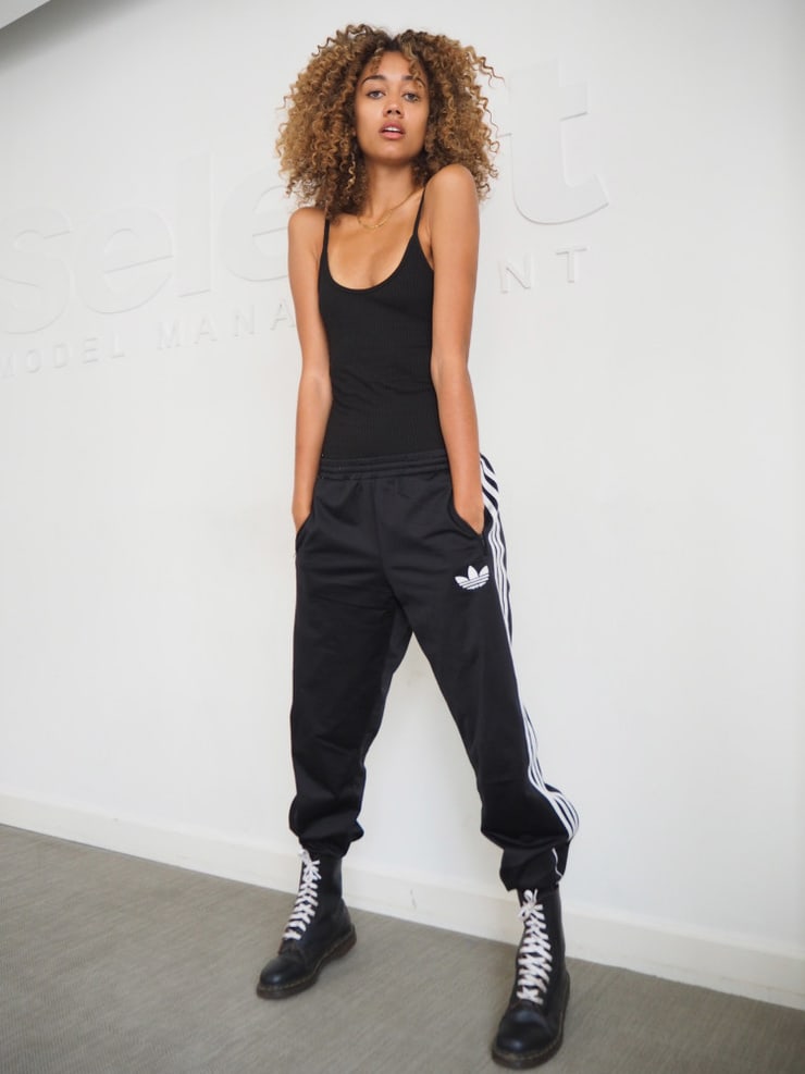 Picture of Savannah Blake