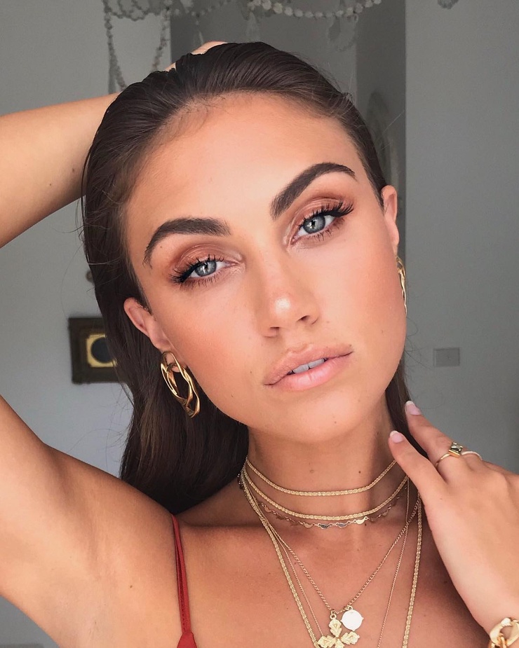 Picture of Stephanie Rayner