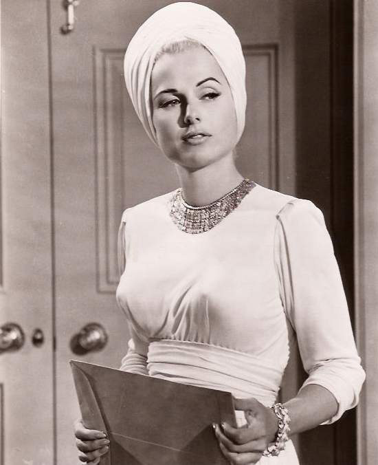 Martha Hyer image