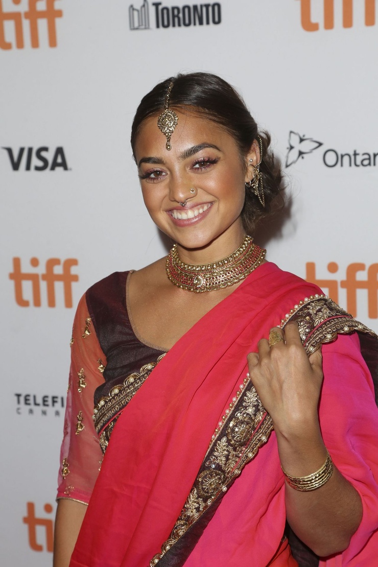 Shazi Raja – “Brad’s Status” Premiere