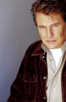 Picture of Tom Berenger