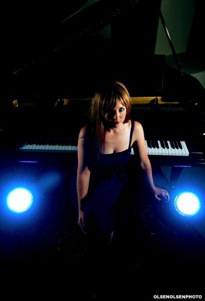 Ashley Ellyllon image