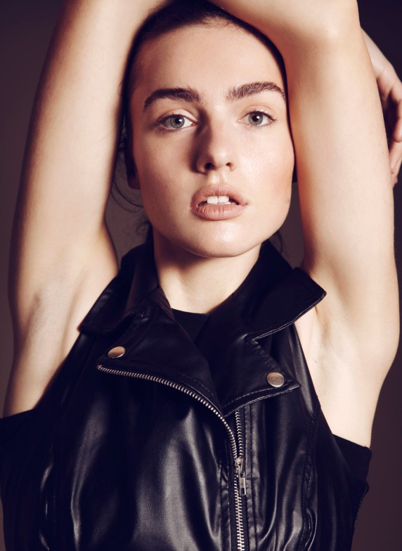 Melanie Paul (i) image