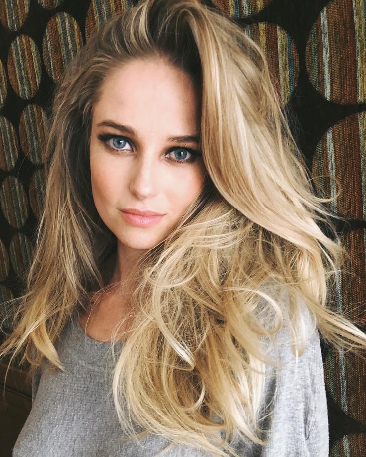 Image of Genevieve Morton