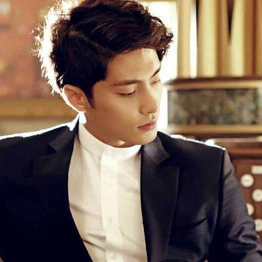 Picture of Hoon Sung