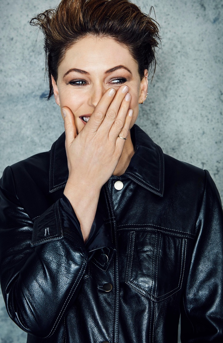 Emma Willis picture