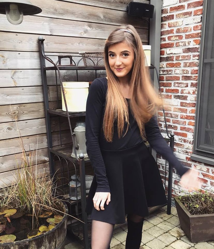 Jamie-Lee Six picture