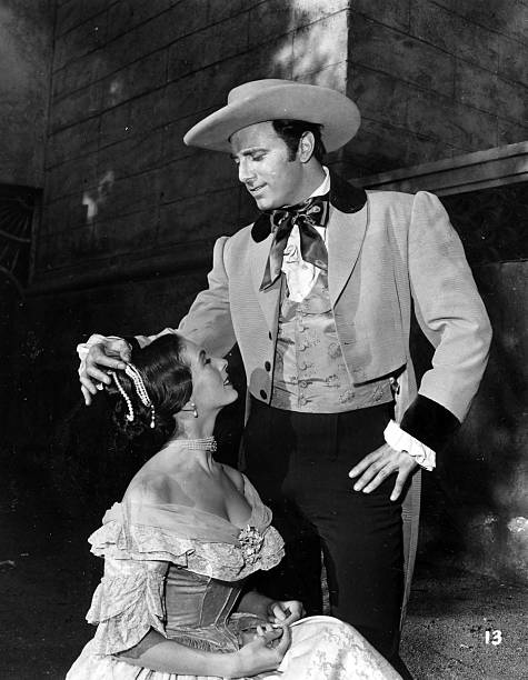 Joyce Vanderveen, Scott Forbes