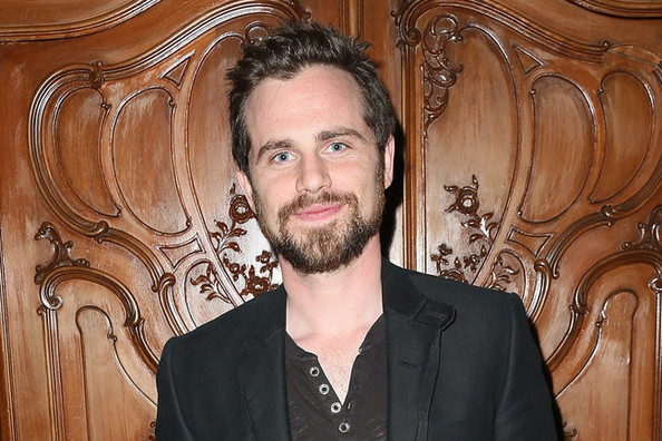 Listal - List the stuff you love! Movies, TV, music, games and books