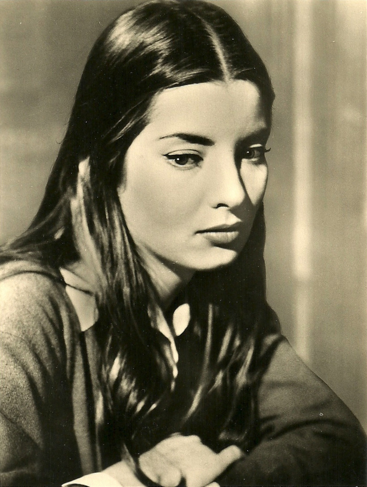 Image of Jacqueline Sassard