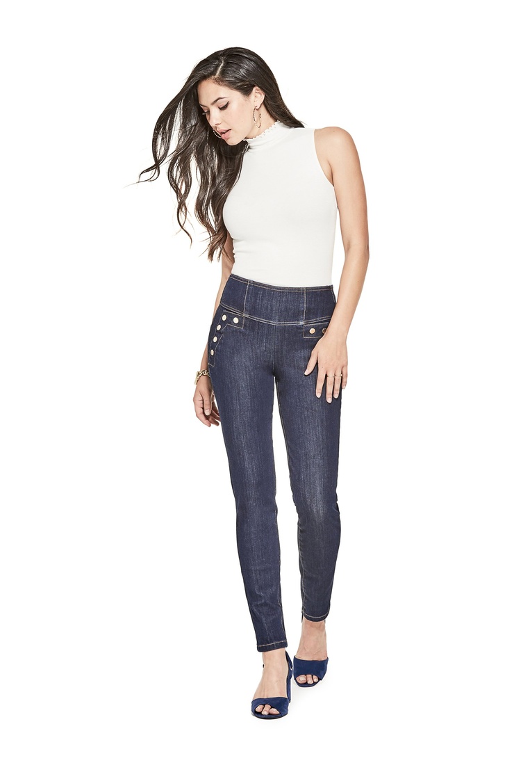 Image of Christen Harper