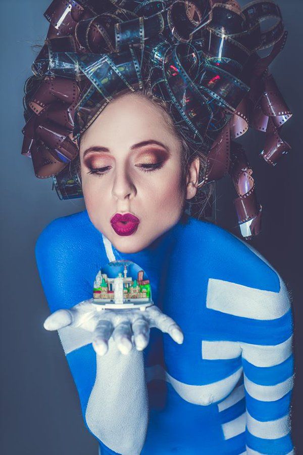 Picture of Sandra von Ruffin