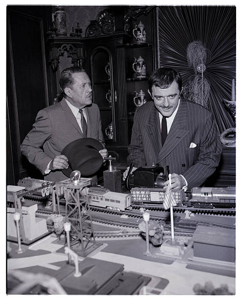 Allyn Joslyn, John Astin