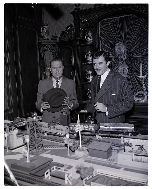 Allyn Joslyn, John Astin