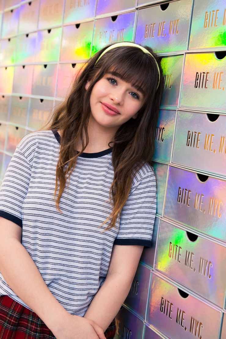 Picture of Malina Weissman