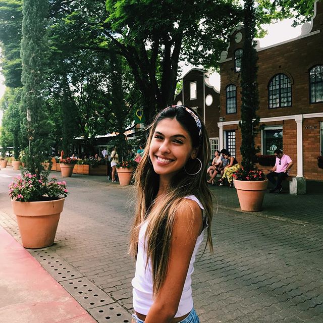 Picture of Fernanda Concon