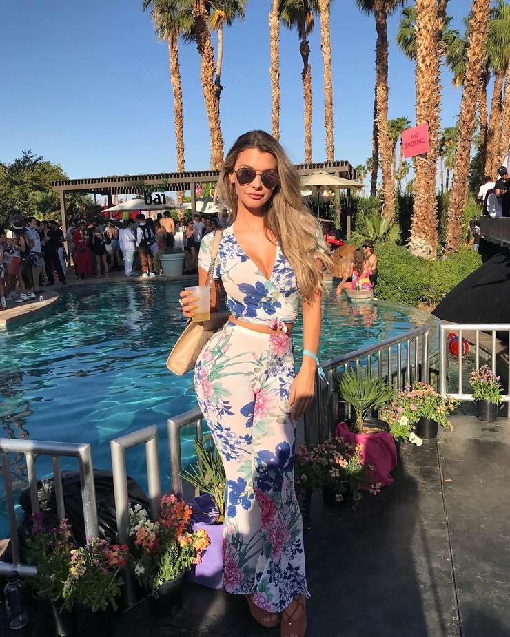 Emily Sears image
