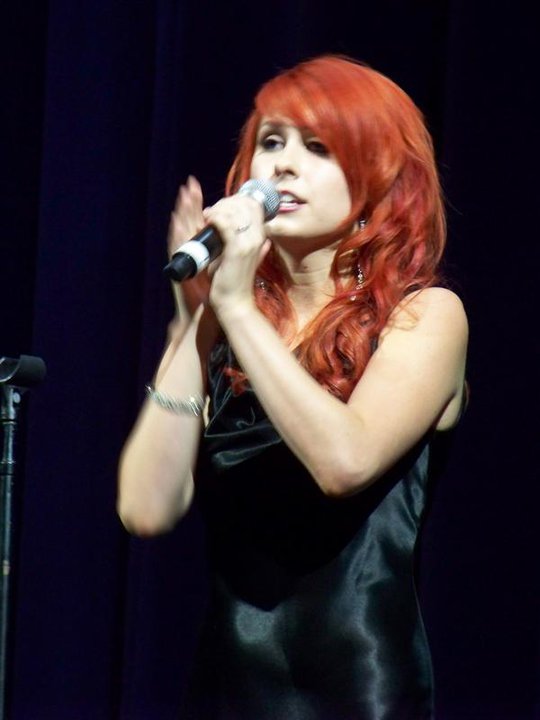 Picture of Traci Hines