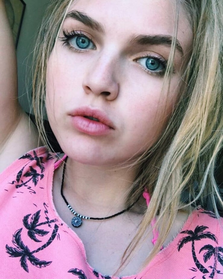 Picture of Christina Burdette