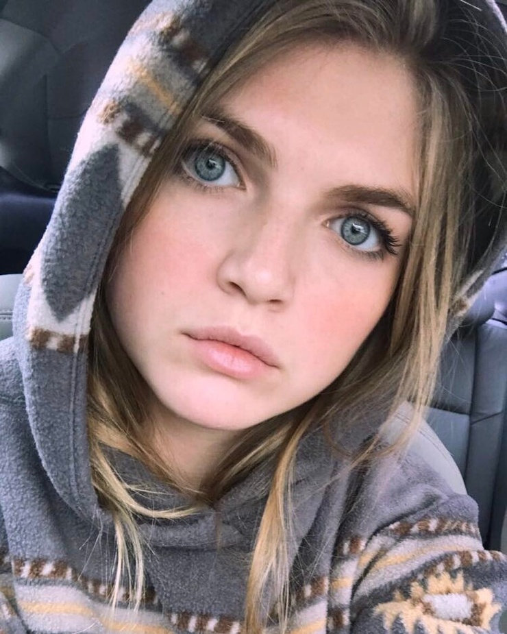 Image of Christina Burdette